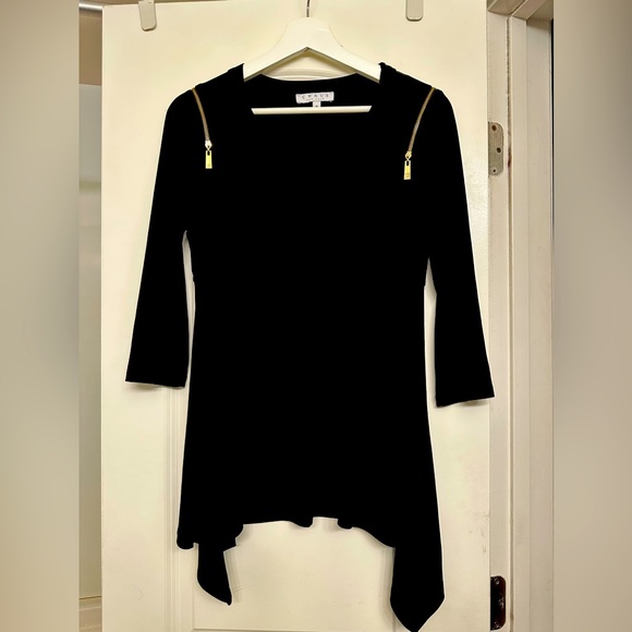 Chaus | Tops | Chaus New York Womans Top Medium Dec9 | Poshmark